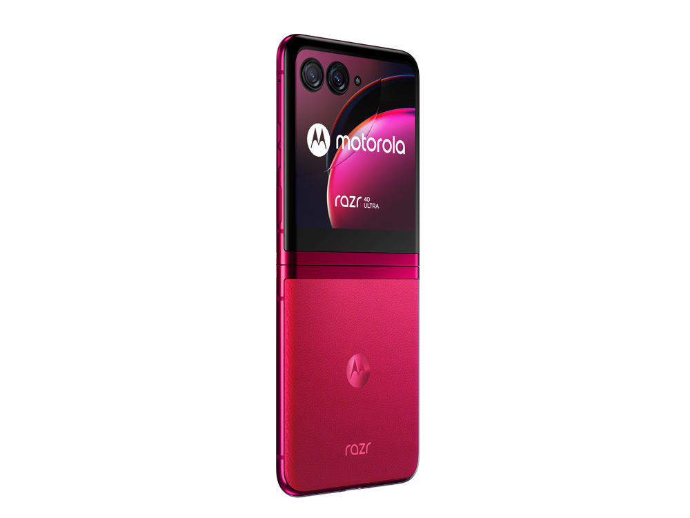Il Motorola RAZR 40 Ultra magenta disponibile in esclusiva presso Sunrise